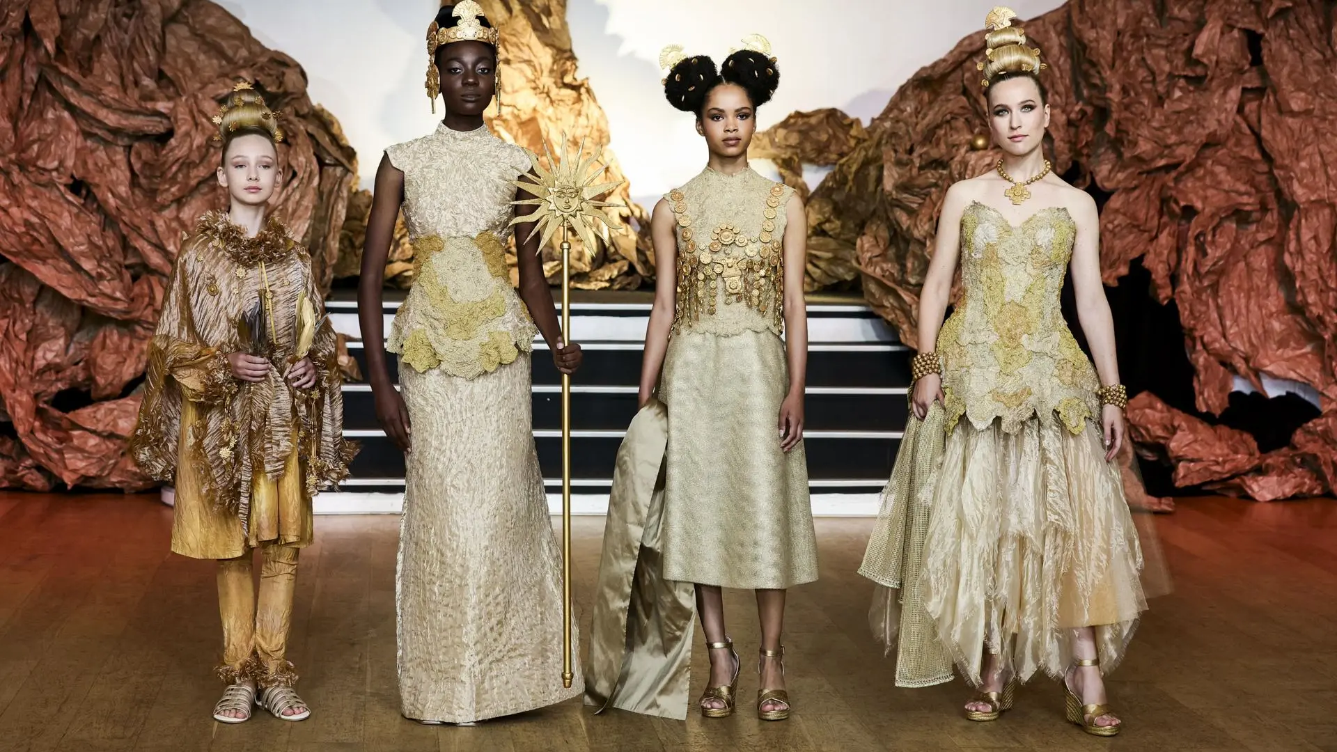 Franck Sorbier lleva el mito de Eldorado a la pasarela de la Alta ...