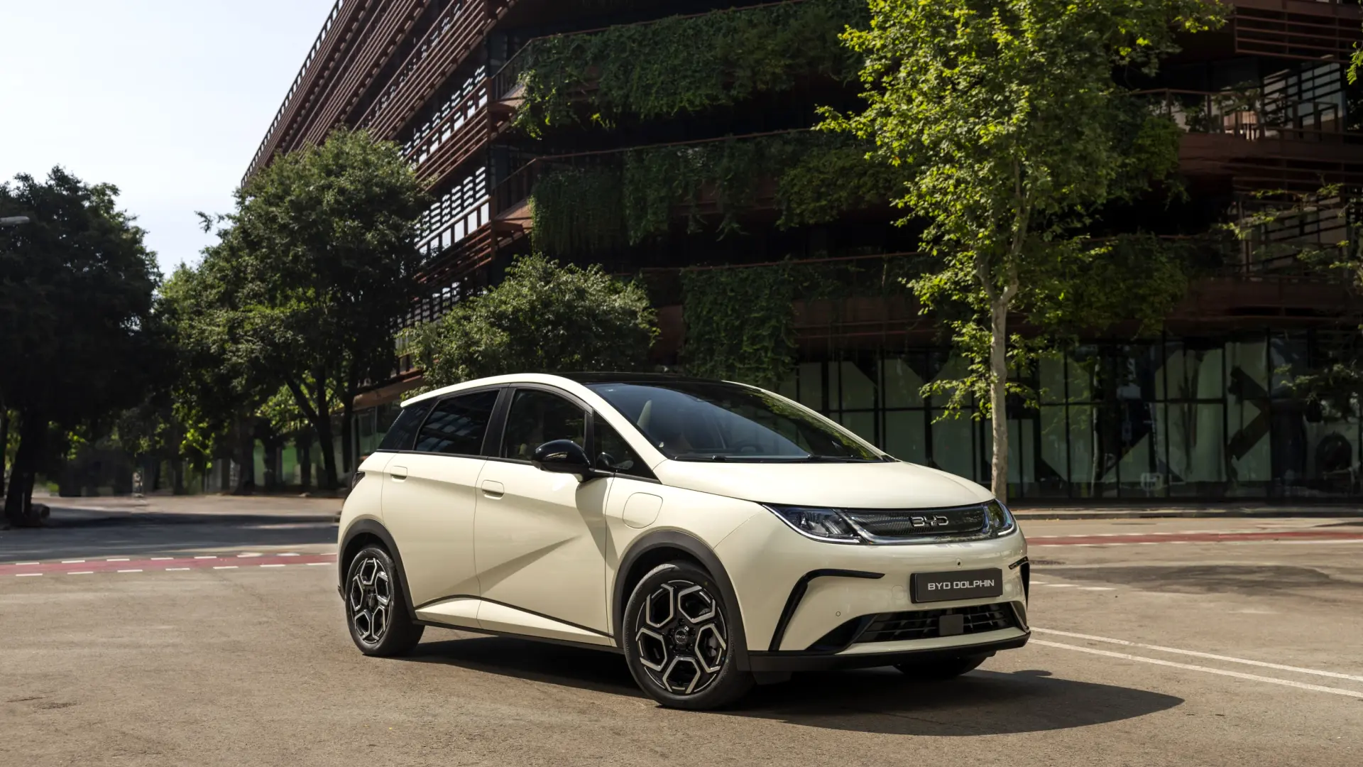 Golpe de BYD: su sistema 8 en 1 reduce peso, espacio y añade seguridad ...