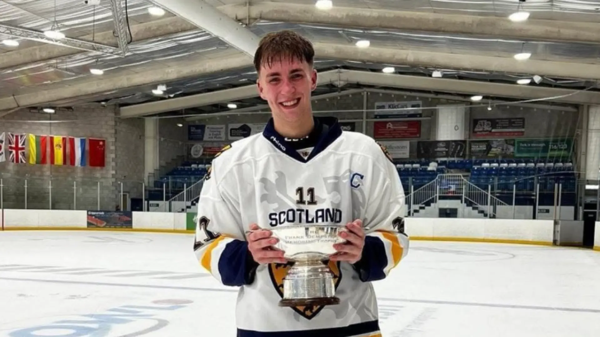 El joven de 19 años que murió tras precipitarse desde el tercer piso de ...