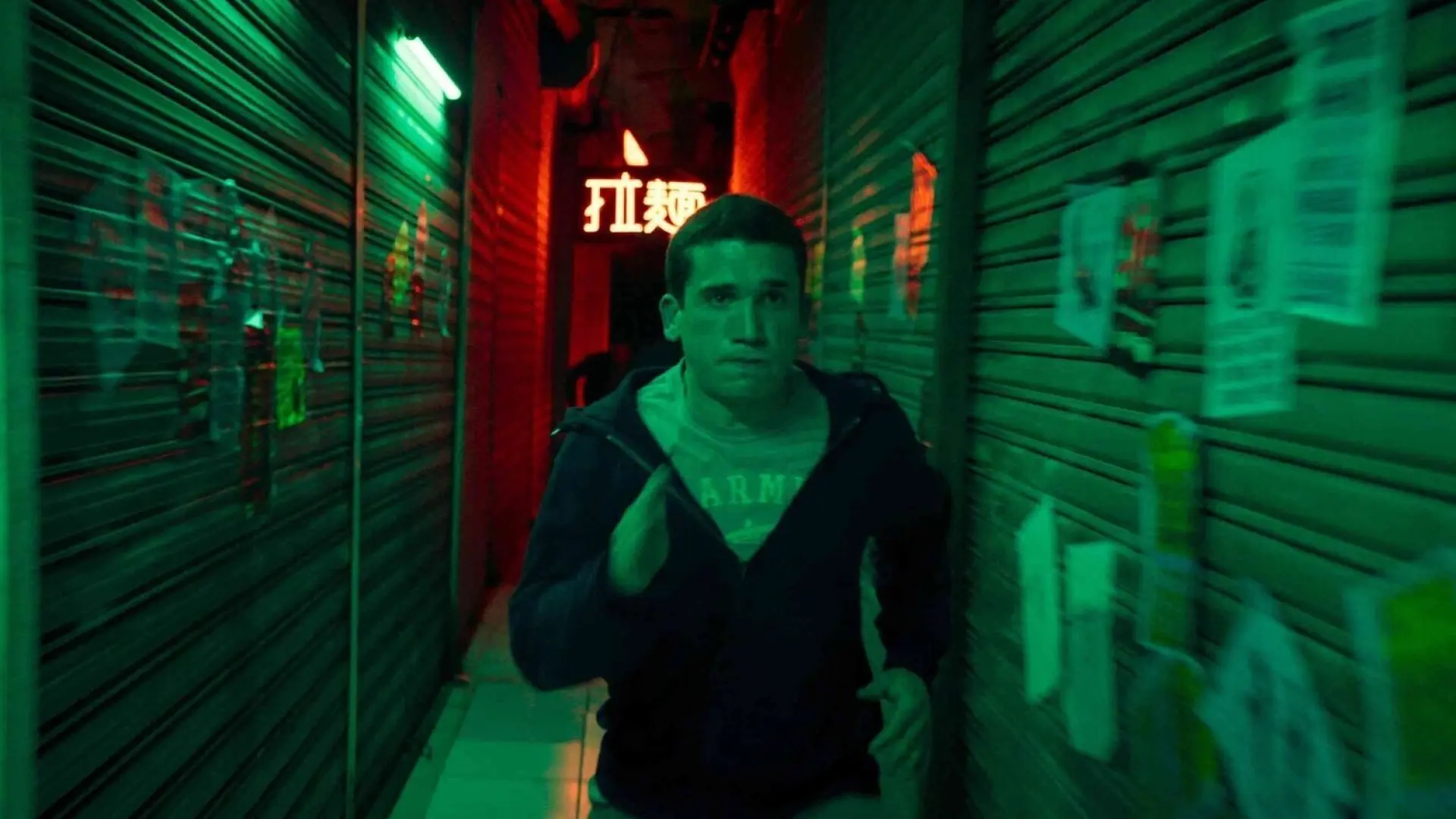 Crítica de 'Reversión': Jaime Lorente mantiene en vilo con un thriller que desorienta al espectador