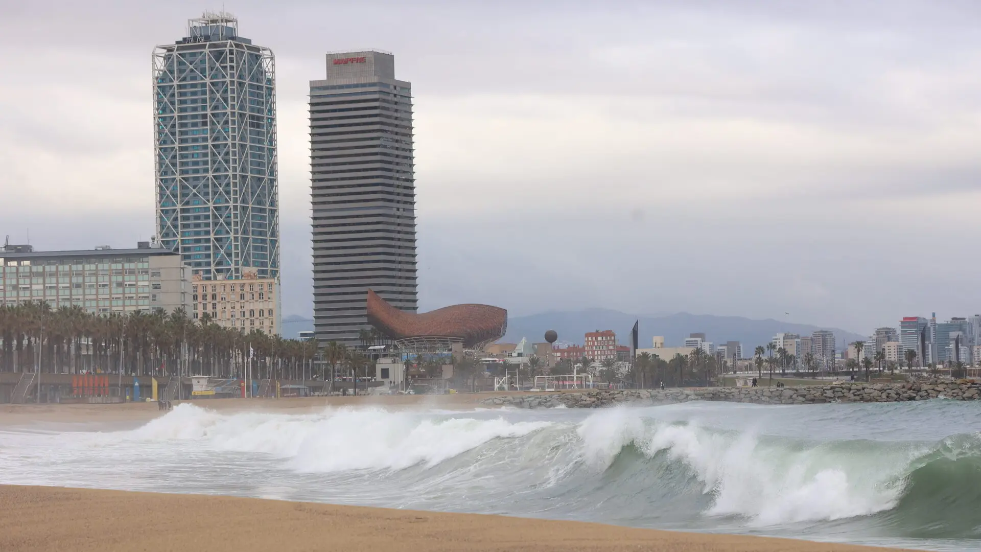 Barcelona activa la alerta del plan básico de emergencias municipal por ...