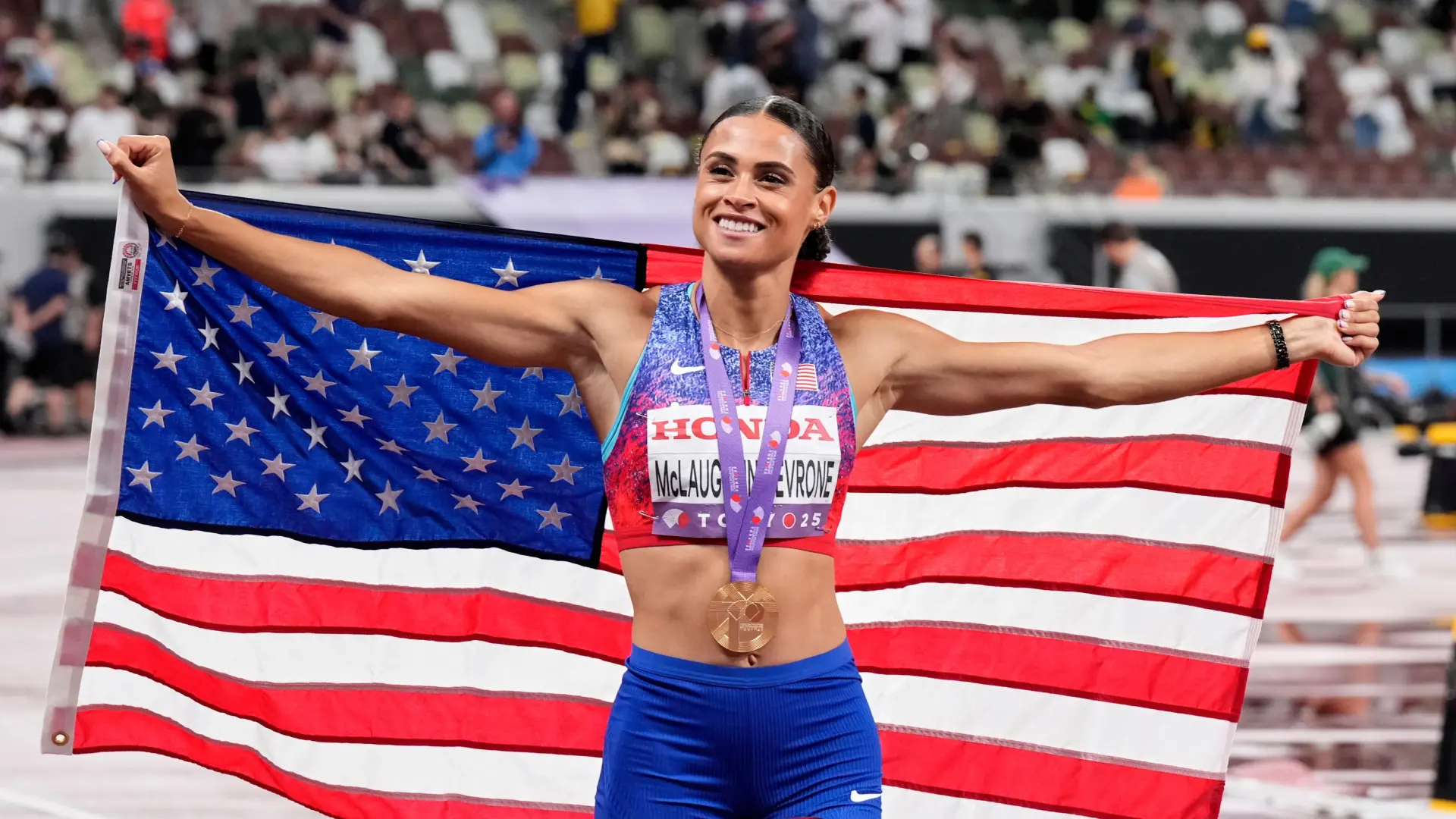 La atleta Sydney McLaughlin, tetracampeona olímpica, anuncia que está ...