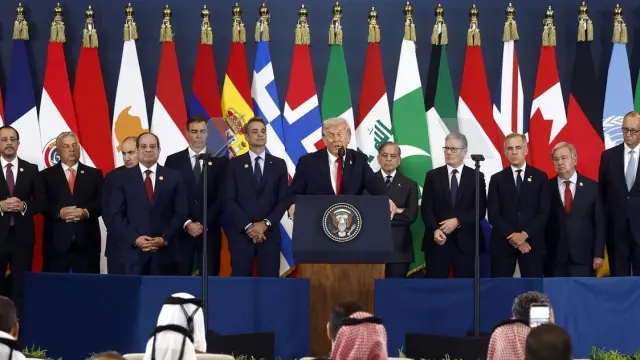 El año de Trump por el mundo: encarrila la paz en Gaza, se topa con un ...