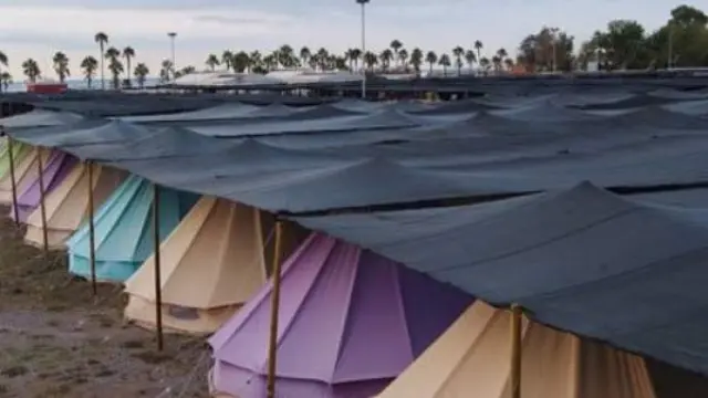 El Rototom resiste las lluvias y comenzará este jueves con normalidad