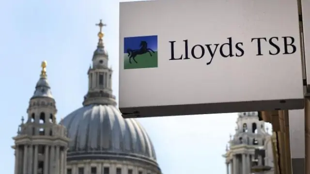 Lloyds Banking Group dispara un 50% sus beneficios impulsado por el ...