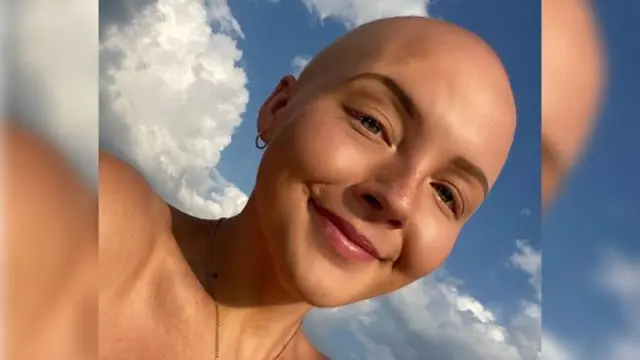 Muere a los 26 años Maddy Baloy, la 'tiktoker' que encontró en las redes un refugio donde ...