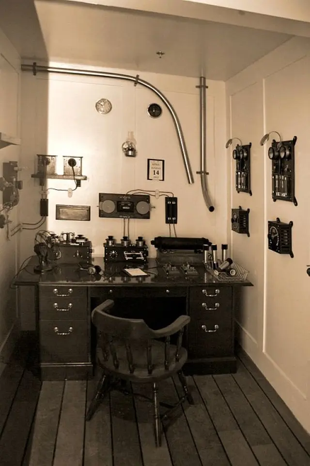 Marconi, el pionero de la radio que escapó de morir en el Titanic (y en ...