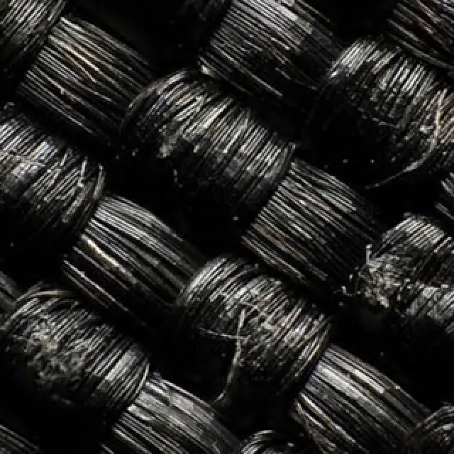 Así es el abrigo más resistente del mundo, 15 veces más que el acero