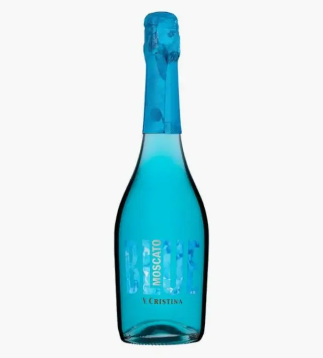 El vino azul que es la nueva sensación en España está a la venta en ...