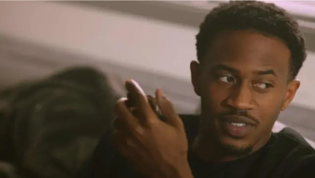 Así es Walt (Malcolm David Kelley) casi 20 años después del estreno de 'Perdidos'