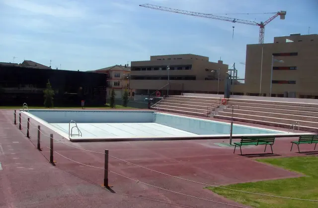 El govern permite finalmente el llenado de las piscinas comunitarias ...