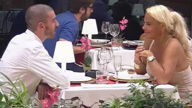 ¿Qué famosos han pasado por el restaurante de 'First Dates'?