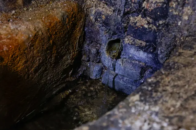 En el interior del 'Canal de Isabel II' del siglo XVII: el Viaje de ...