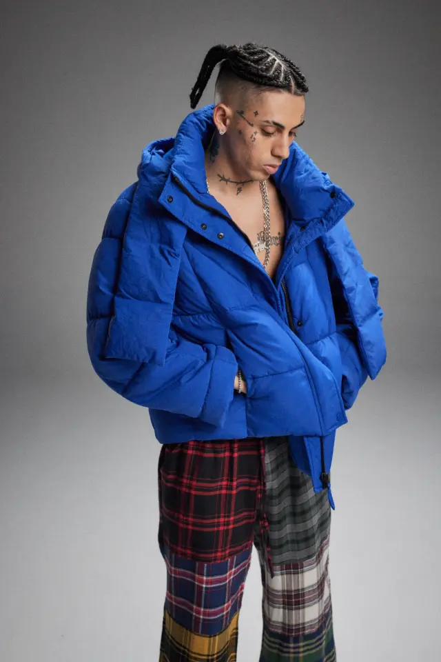 Khea: "Hoy puedes ser un artista independiente y hacerte multimillonario"