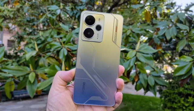 Estos móviles tienen baterías imponentes para olvidarse de la carga y ...