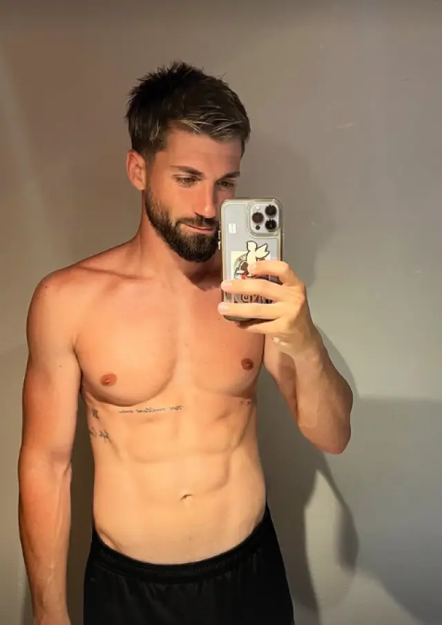 Alejandro Albalá, exmarido de Isa Pantoja, muestra en redes su ...