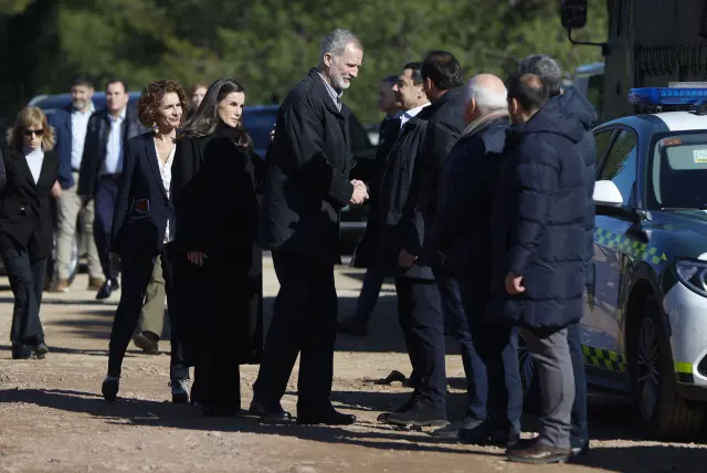Las fotos de la visita de los Reyes a Adamuz y a las víctimas del fatal ...