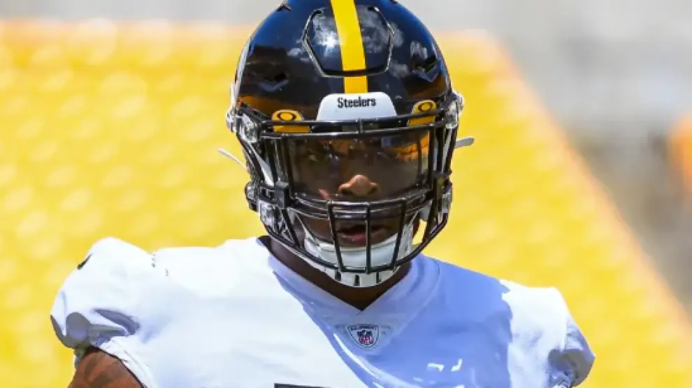 Detienen a un jugador de los Steelers de la NFL por asalto y ...