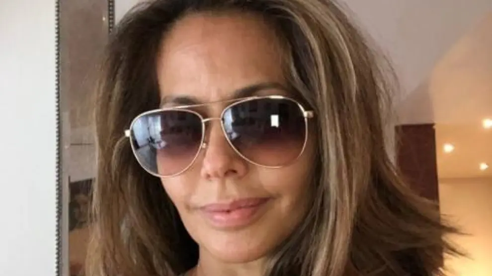 Vaitiare, expareja de Julio Iglesias, afronta con optimismo el cáncer ...