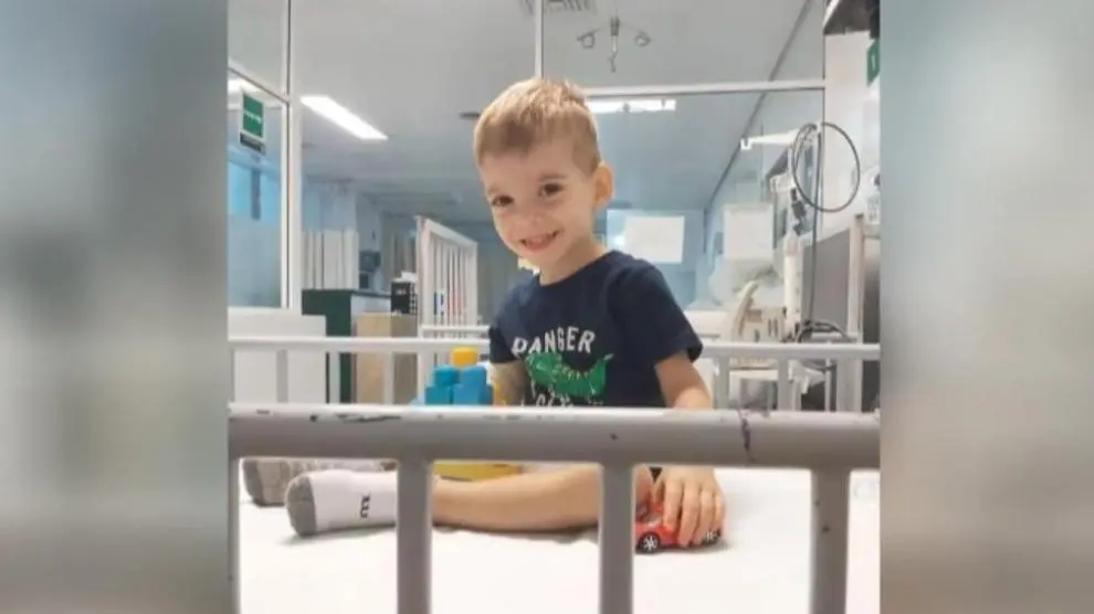 Los cirujanos logran extirpar más del 90% del tumor cerebral de Oliver