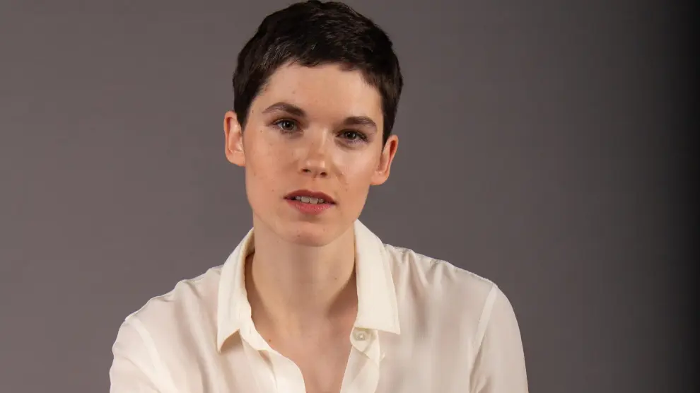 Kim Sherwood, escritora de la nueva trilogía de James Bond: "Espero que ...