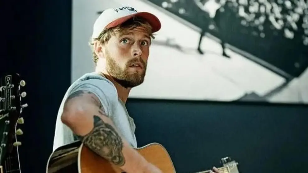 Así es Christopher, el cantante danés que triunfa en Netflix con 'Una ...