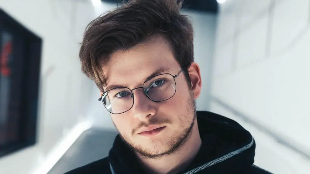 Quién es aXozer, el 'streamer' que triunfó con su 'face reveal'