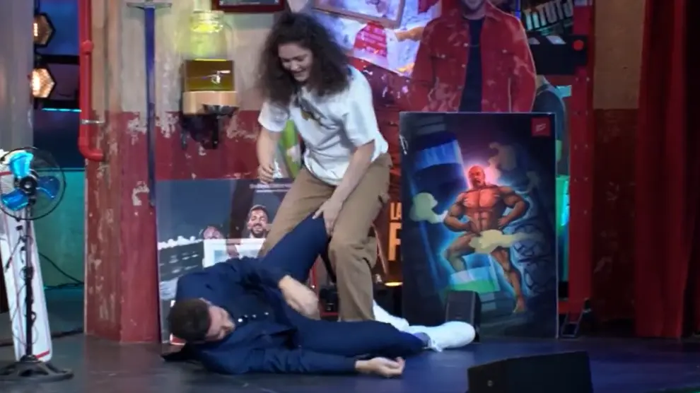 Merche García, campeona del mundo de 15 años de MMA, fulmina a Broncano ...