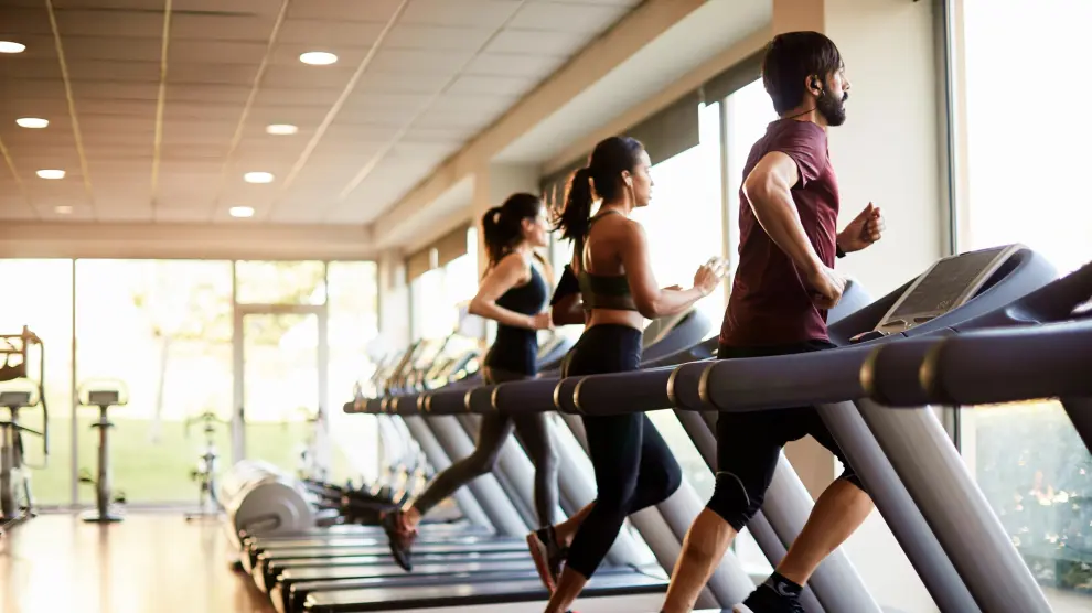 El hábito sencillo que ayuda a prevenir lesiones, tener más fuerza y ...