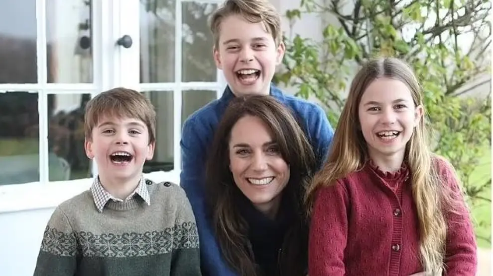 Los mejores memes de la foto de Kate Middleton: "Mi teoría es que se ha ...