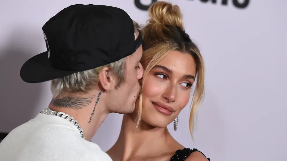 El silencio de Justin y Hailey Bieber: una estrategia para defender su amor en medio de la tormenta