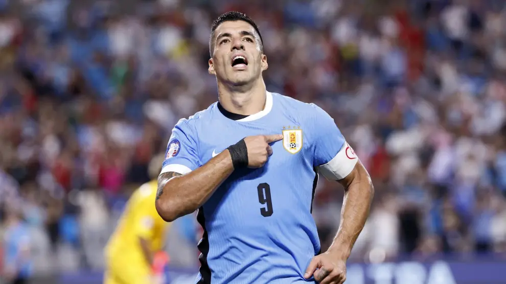 Luis Suárez rescata a Uruguay y conquista el tercer puesto de la Copa ...