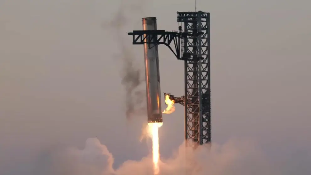 ¿Por qué es tan importante que SpaceX atrape cohetes con 'Mechazilla ...