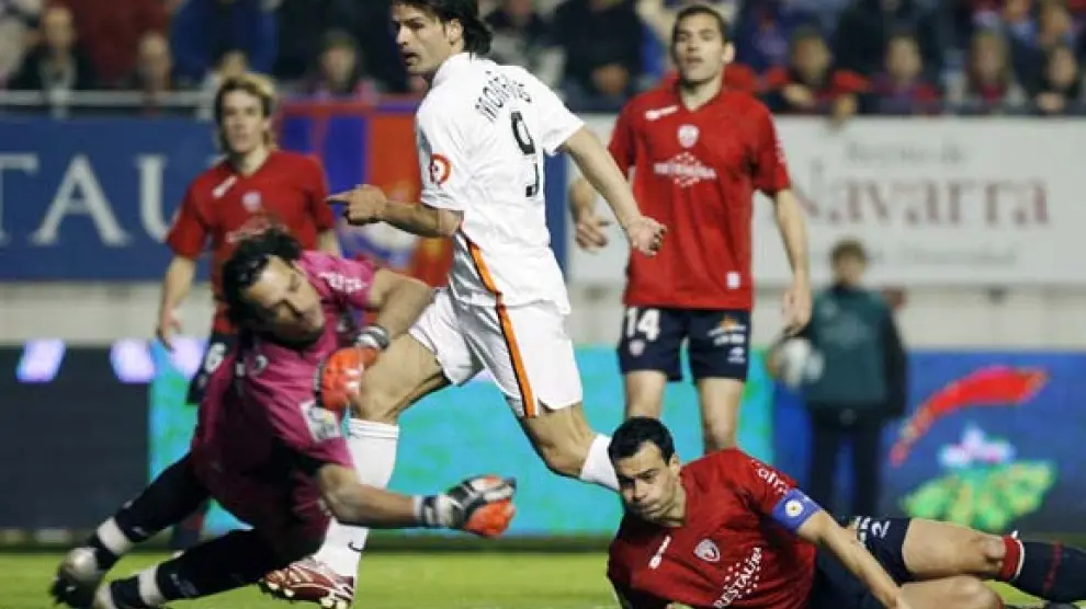 Morientes salva un punto para el Valencia en el minuto 92 (1-1)