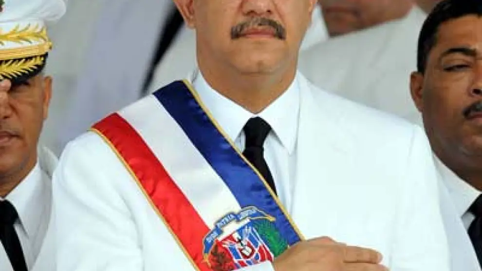 Leonel Fernández jura su tercer mandato presidencial en Santo Domingo