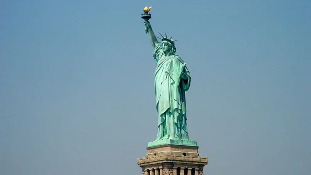 ¿Por qué la Estatua de la Libertad es de color verde?