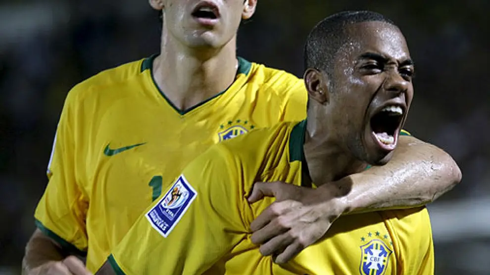 Robinho podría llegar cedido al Barça