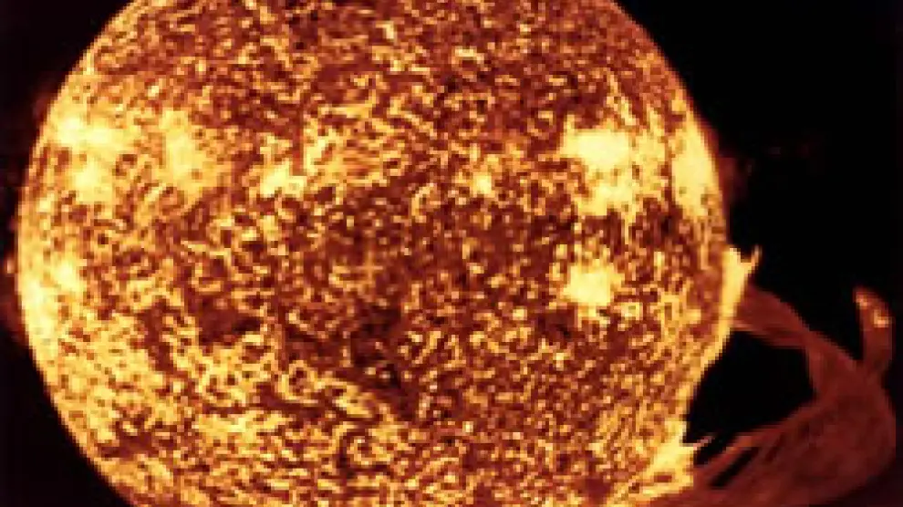 ¿Qué temperatura tiene el sol?