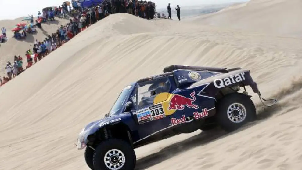 'Chaleco' López y Carlos Sainz ganan la primera etapa del Dakar