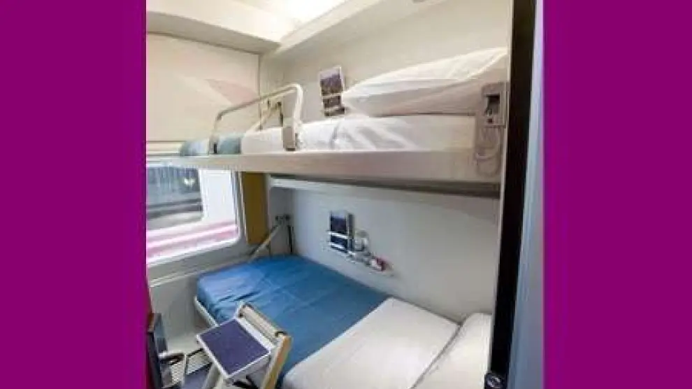 Renfe estrena en Sevilla su proyecto de convertir 'trenhotel' en ...