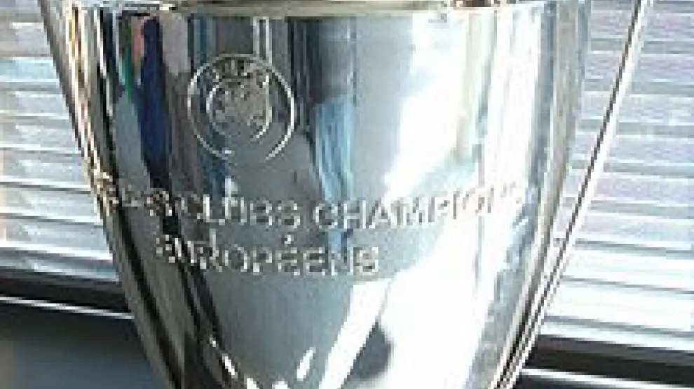 ¡Estrenamos sección! Trofeos, copas y medallas: la Copa de Europa, la ...