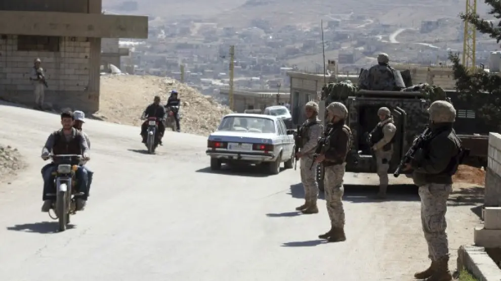 Una bomba estalla al paso de un vehículo español con 5 militares a bordo en Líbano; no hay heridos