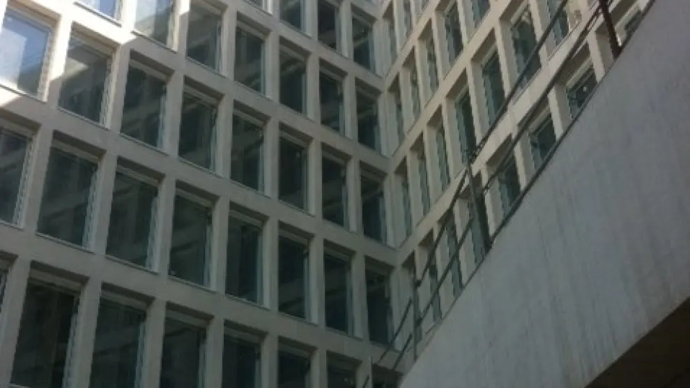 La Consejería de Fomento y Vivienda inicia el traslado al edificio de Picasso en Sevilla, donde ...