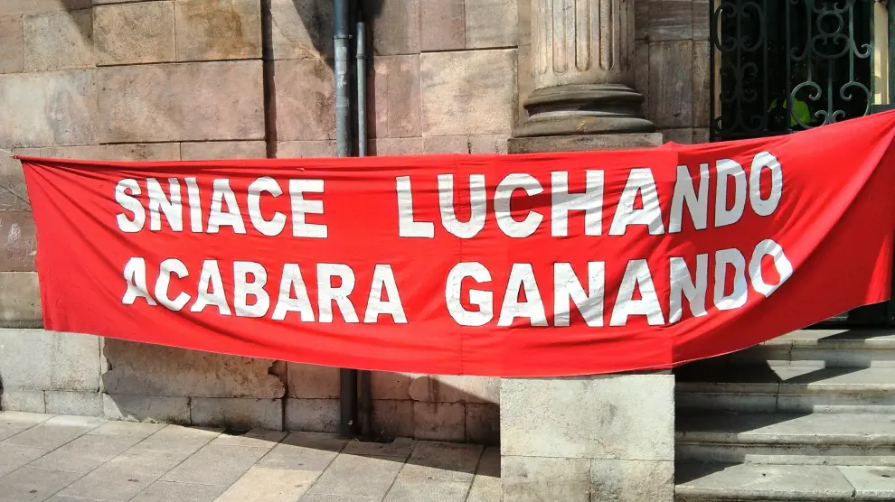 (Amp.) El Supremo homologa el acuerdo laboral de Sniace, la ”llave ...