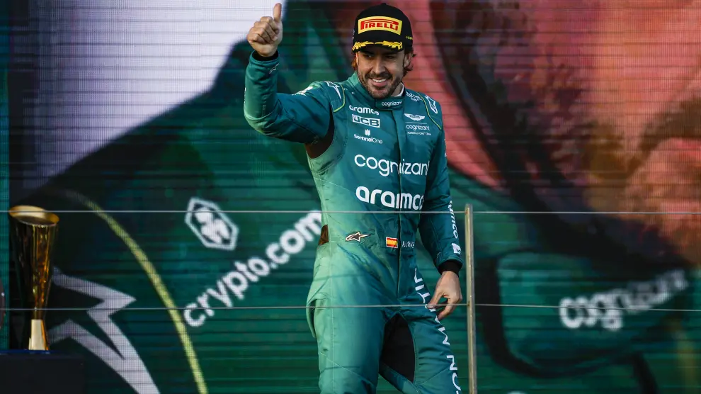 Alonso pide más a Aston Martin: "Desafiamos a Ferrari y Mercedes en la ...