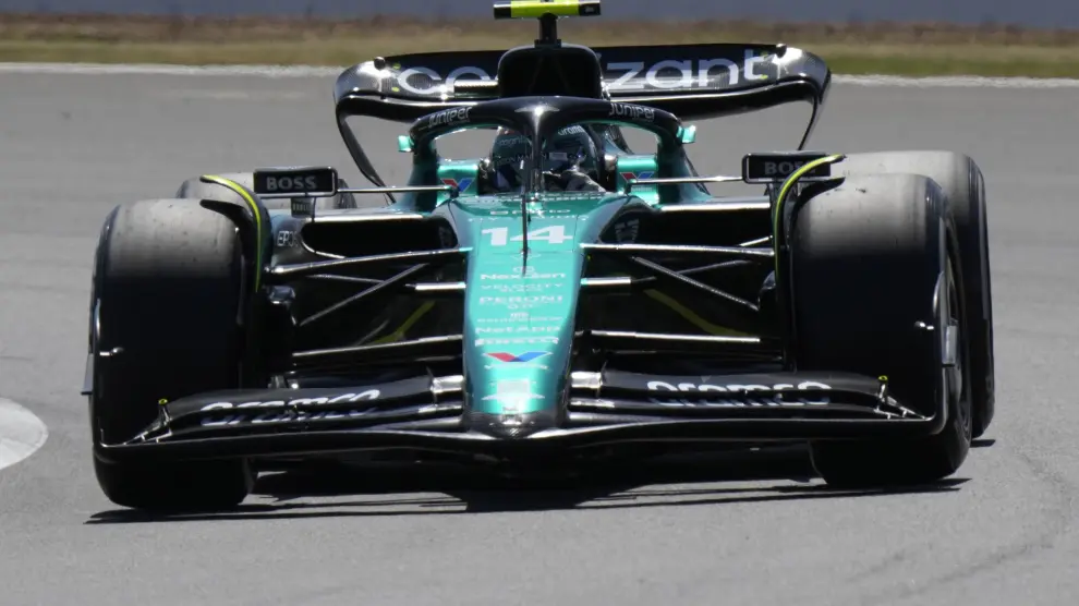 Los Libres 2 acaban con Sainz segundo, a 0'22 de Verstappen, y Alonso, décimo