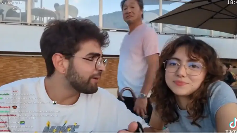 Un 'streamer' graba en directo la impresionante caída de un turista a ...