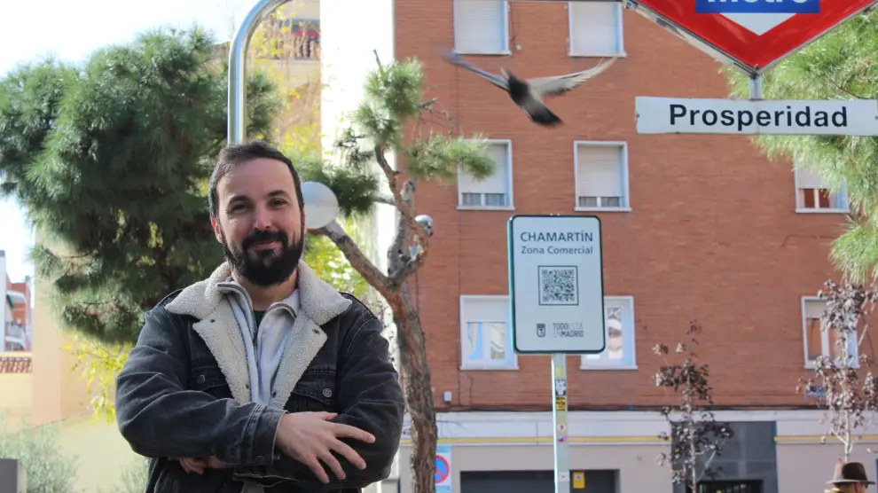 Isaac Sánchez se dibuja a sí mismo en 'El de la batamanta': de triunfar ...