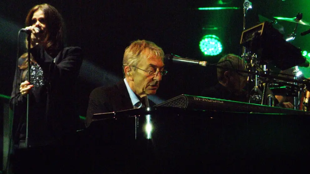 Muere Richard Tandy, teclista de la banda Electric Light Orchestra, a ...