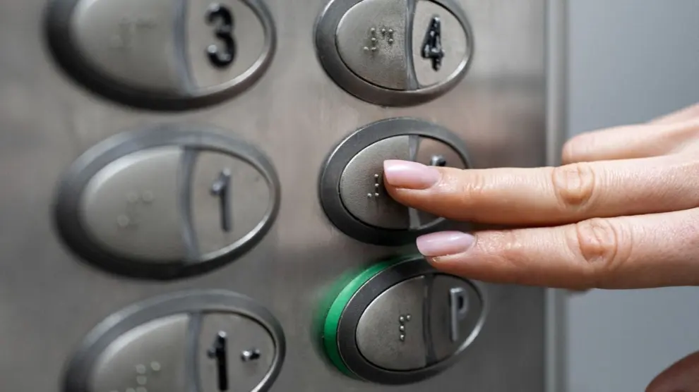 Llega la ley de ascensores: qué tecnología debe tener el de tu edificio según la nueva normativa ...